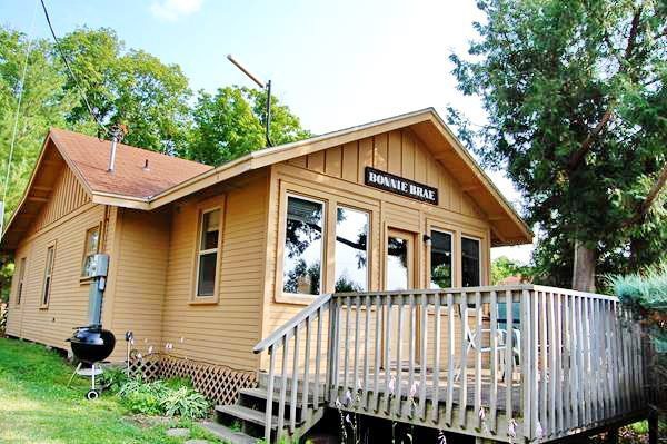 Bonnie Brae Cabin - Peters Sunset Beach Resort